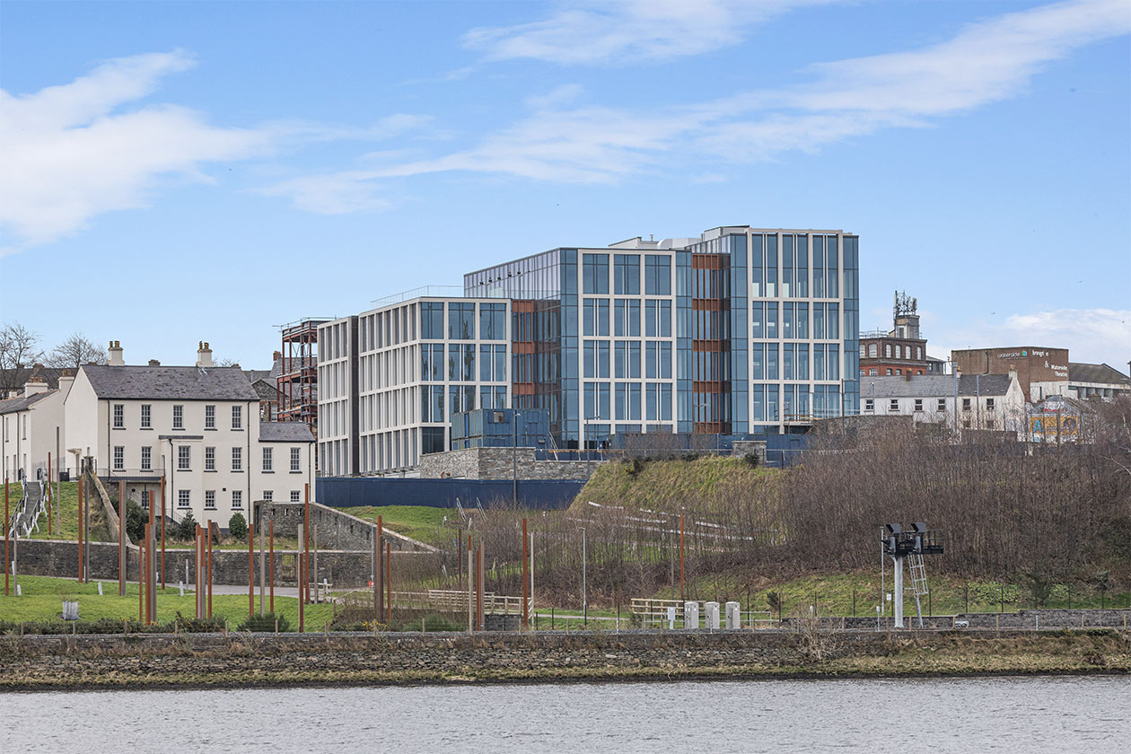 Ebrington Plaza, Derry/Londonderry - Lambert Smith Hampton